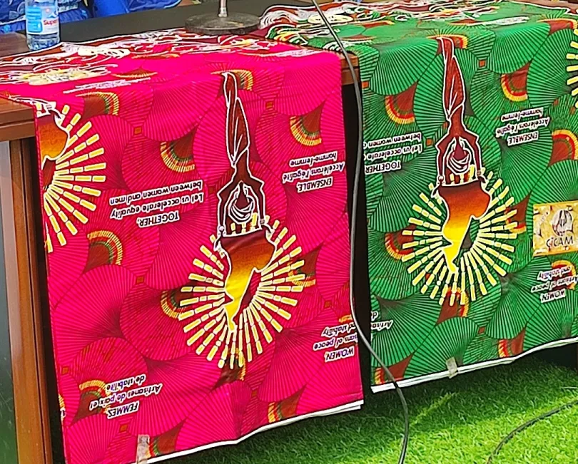 Fête de la femme: la Cicam prête des pagnes pour couvrir le marché ...