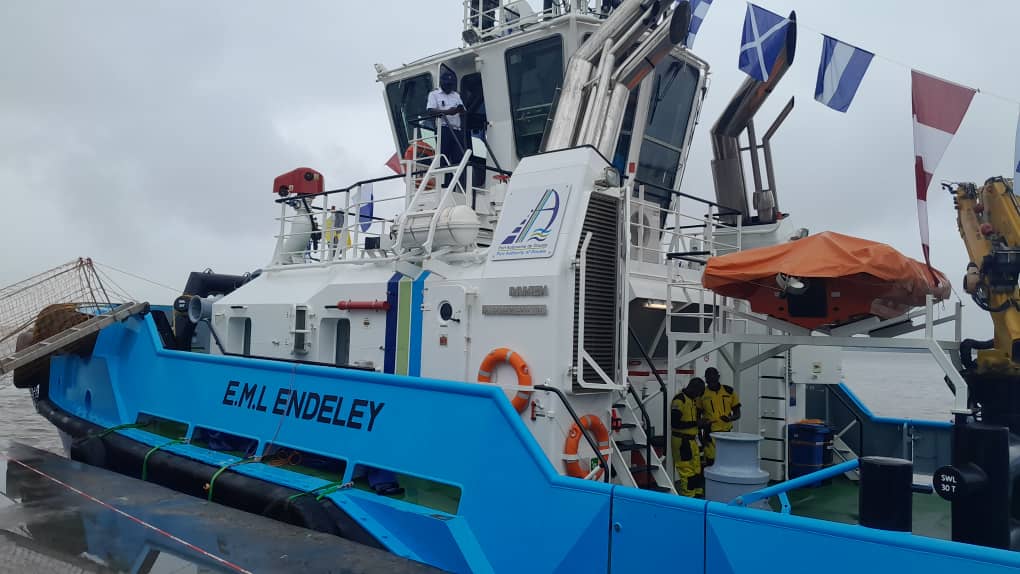 Port autonome de Douala : Deux remorqueurs neufs acquis - Magazine ...